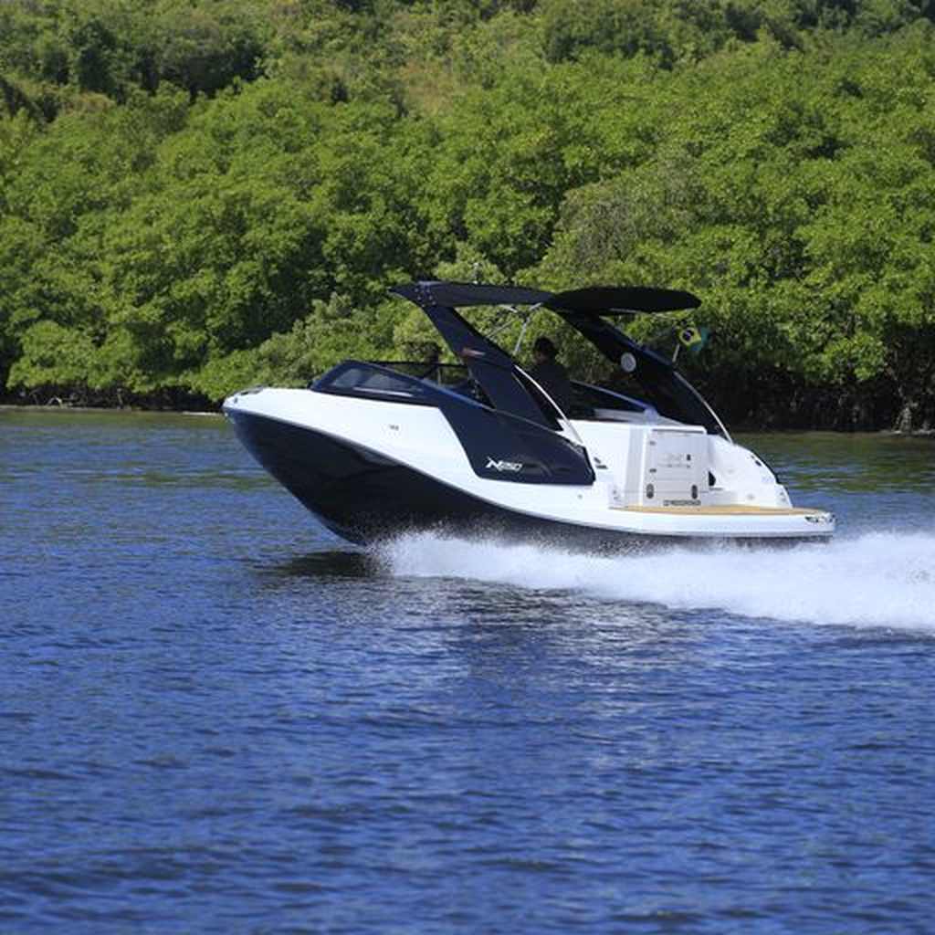 Lancha pequena: modelos, vantagens e como escolher