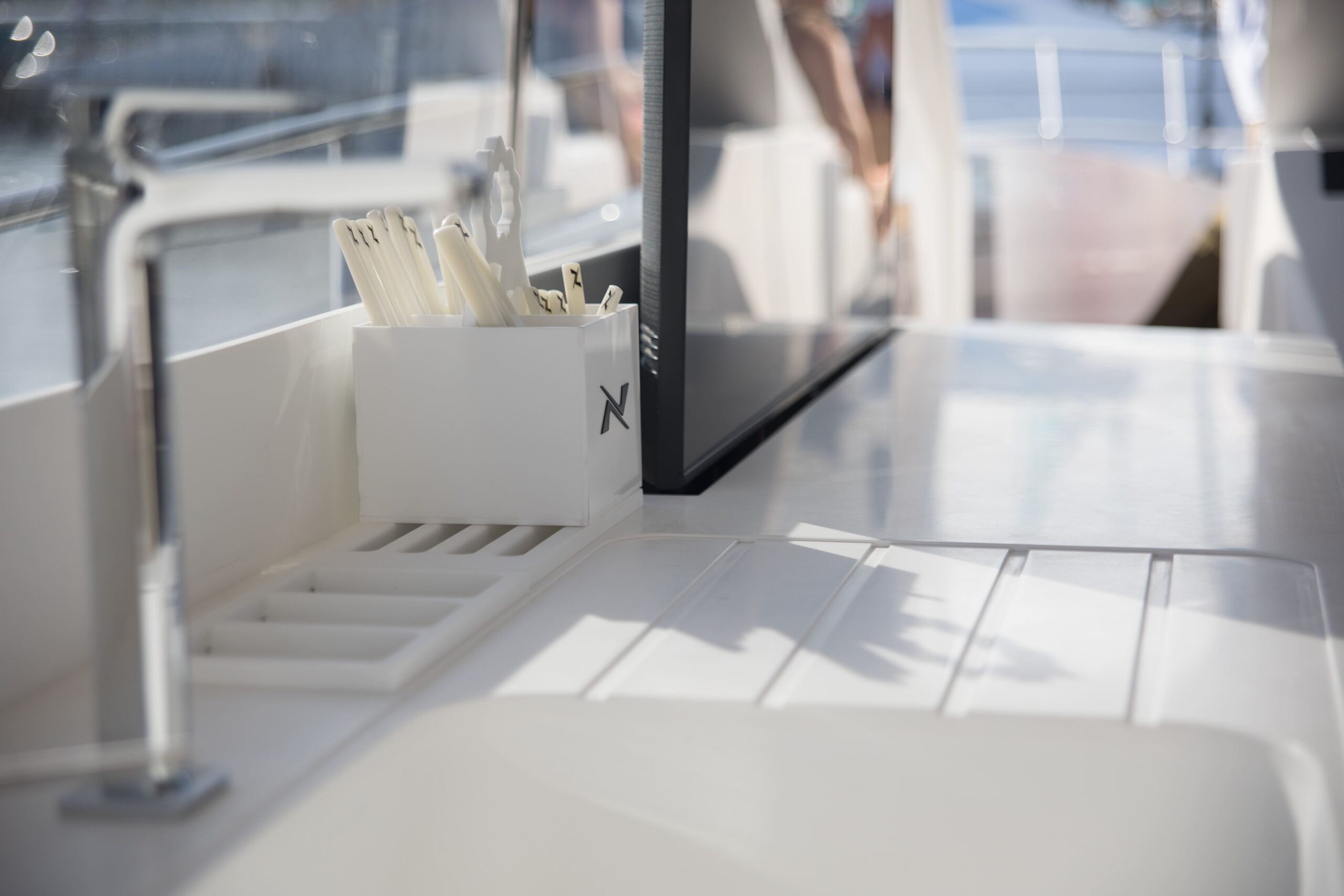 NX50 INVICTUS FLY - NX Boats - Design, conforto e performance