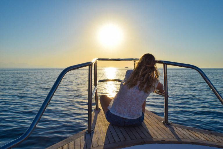 O que fazer para passar o enjoo em alto mar? Confira dicas